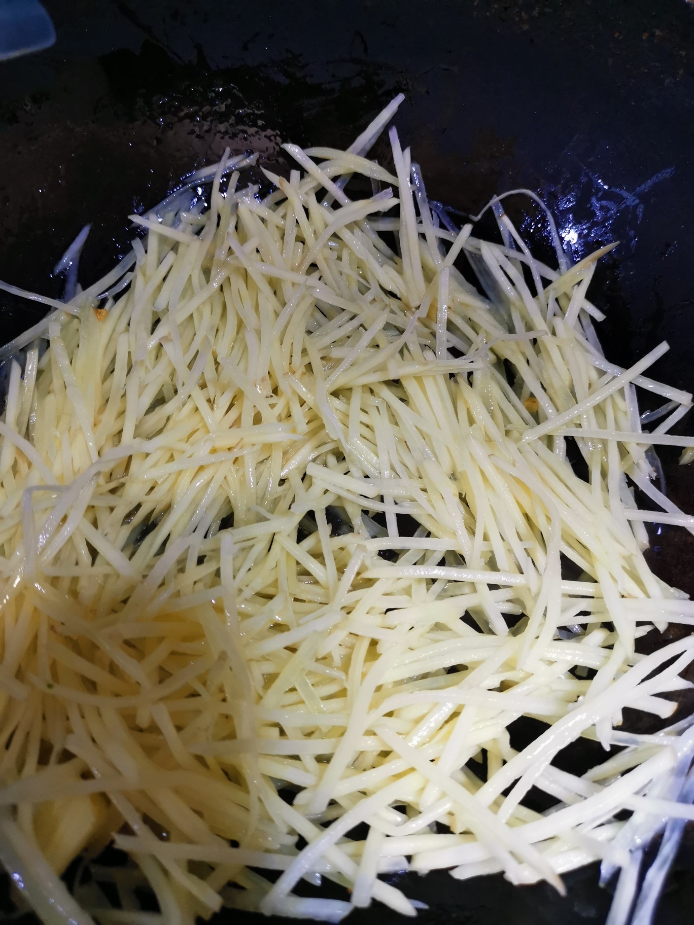 Shredded potato with vinegar - Iris Magic Kitchen